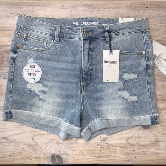 Wallflower | Shorts | Nwt Wallflower Fearless Curvy Super High Rise ...
